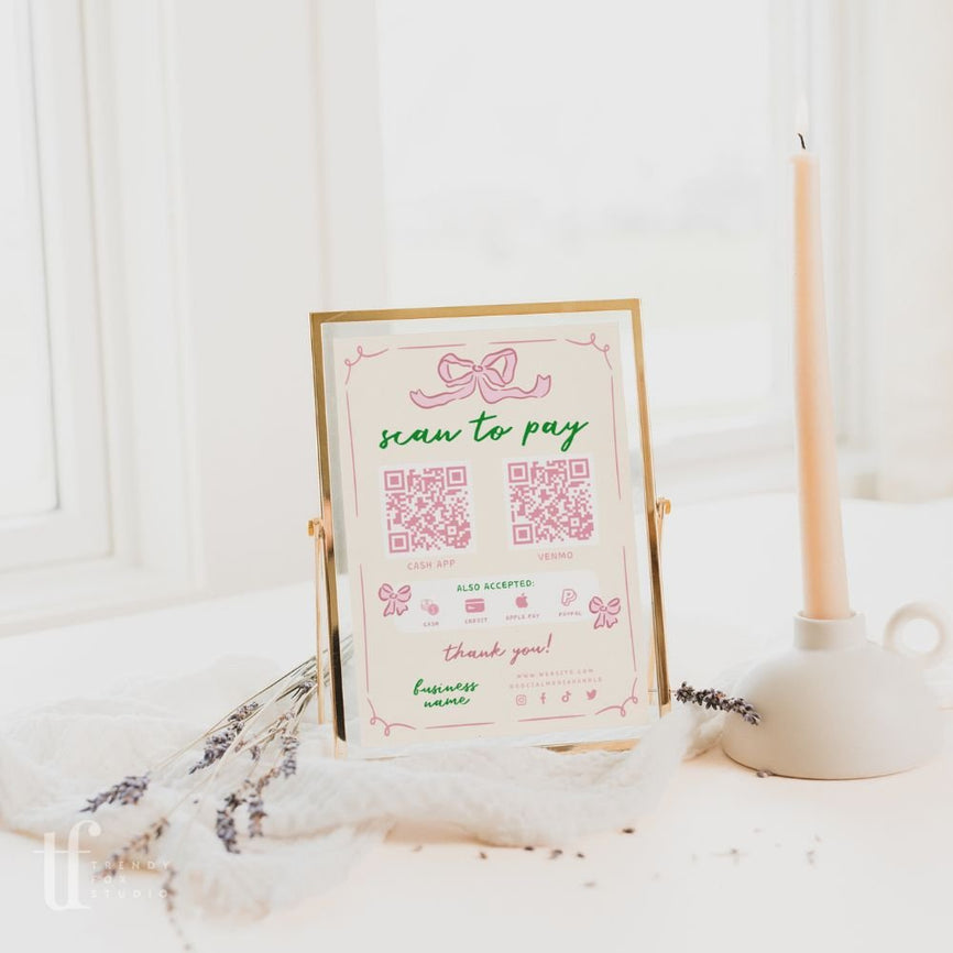 Daphne - Trendy Fox Studio
