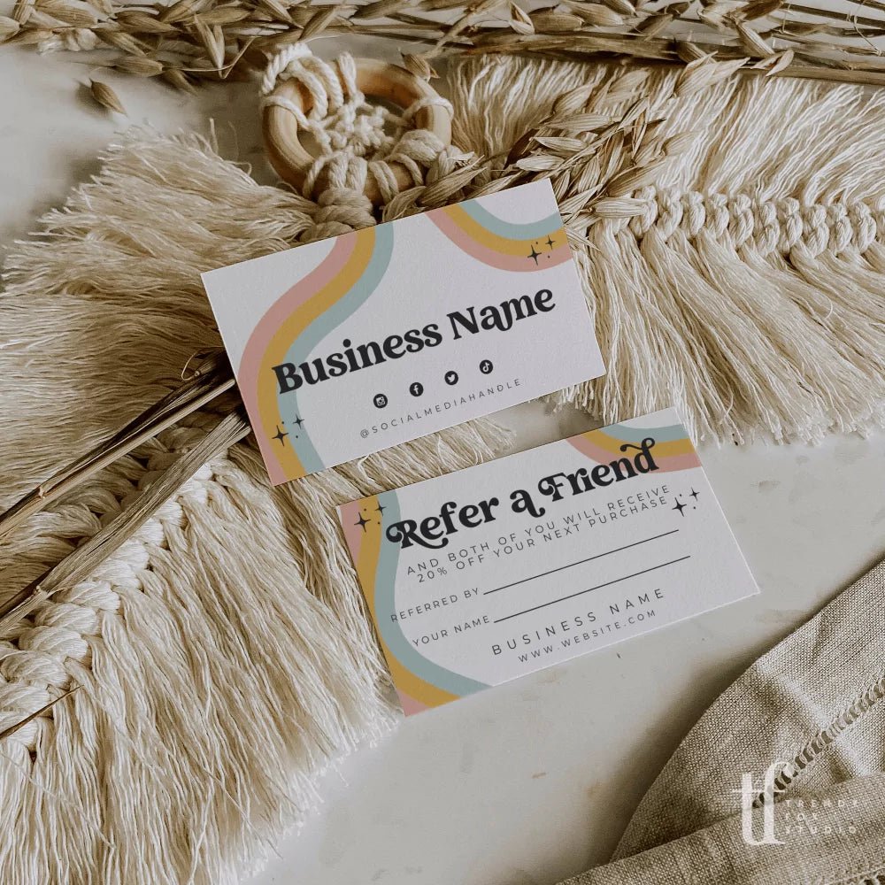 Retro Refer A Friend Discount Card Canva Template | Dani - Trendy Fox ...